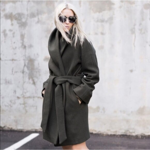 Aritzia | Jackets & Coats | Aritzia Babaton Sian Coat Wool Winter ...
